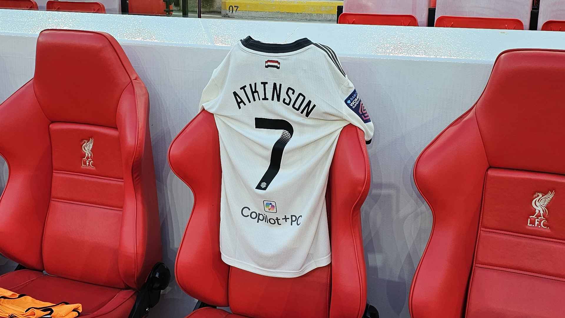 Man Utd Women pay tribute to Poppy Atkinson at Anfield game v Liverpool ...