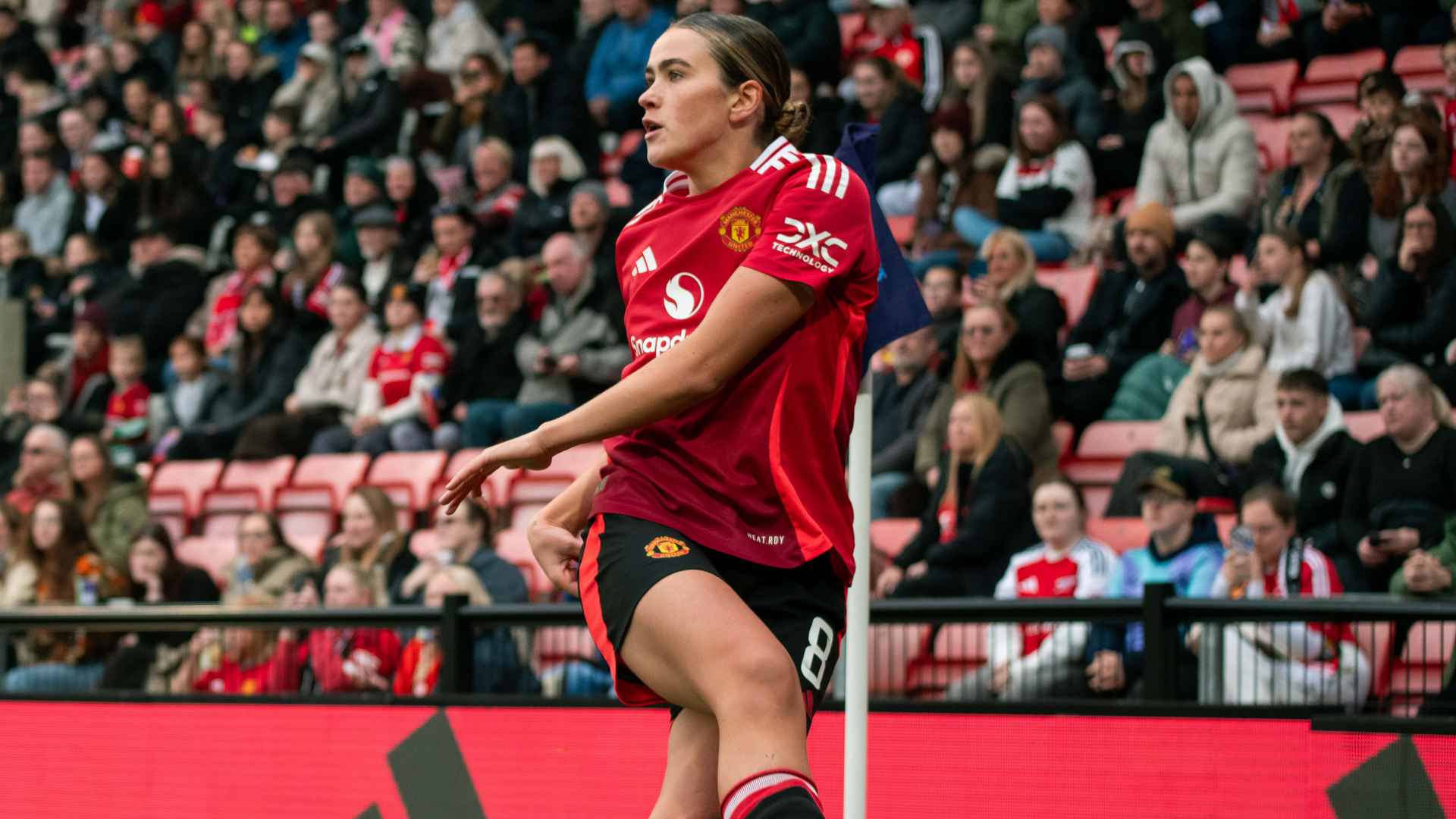 Grace Clinton United Women contract extended to 2026 | Manchester United