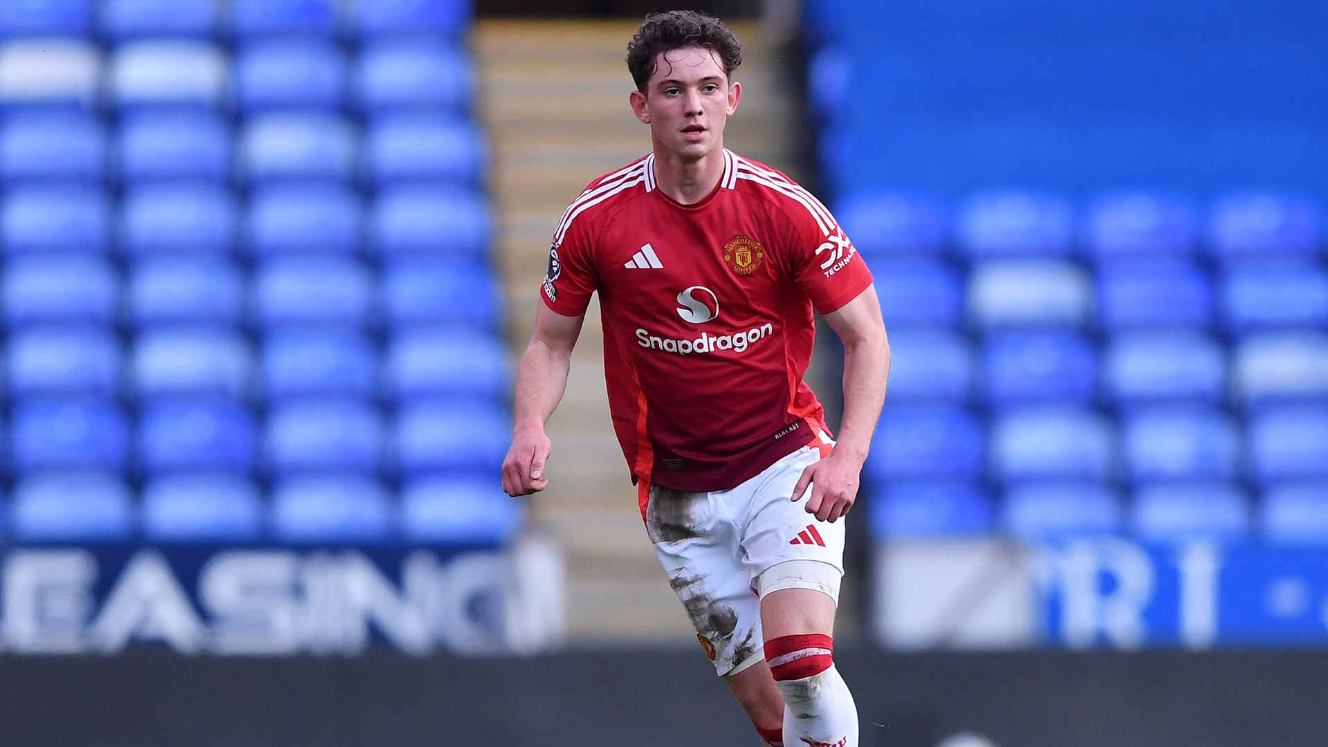 Louis Jackson secures loan move to Solihull Moors | Manchester United