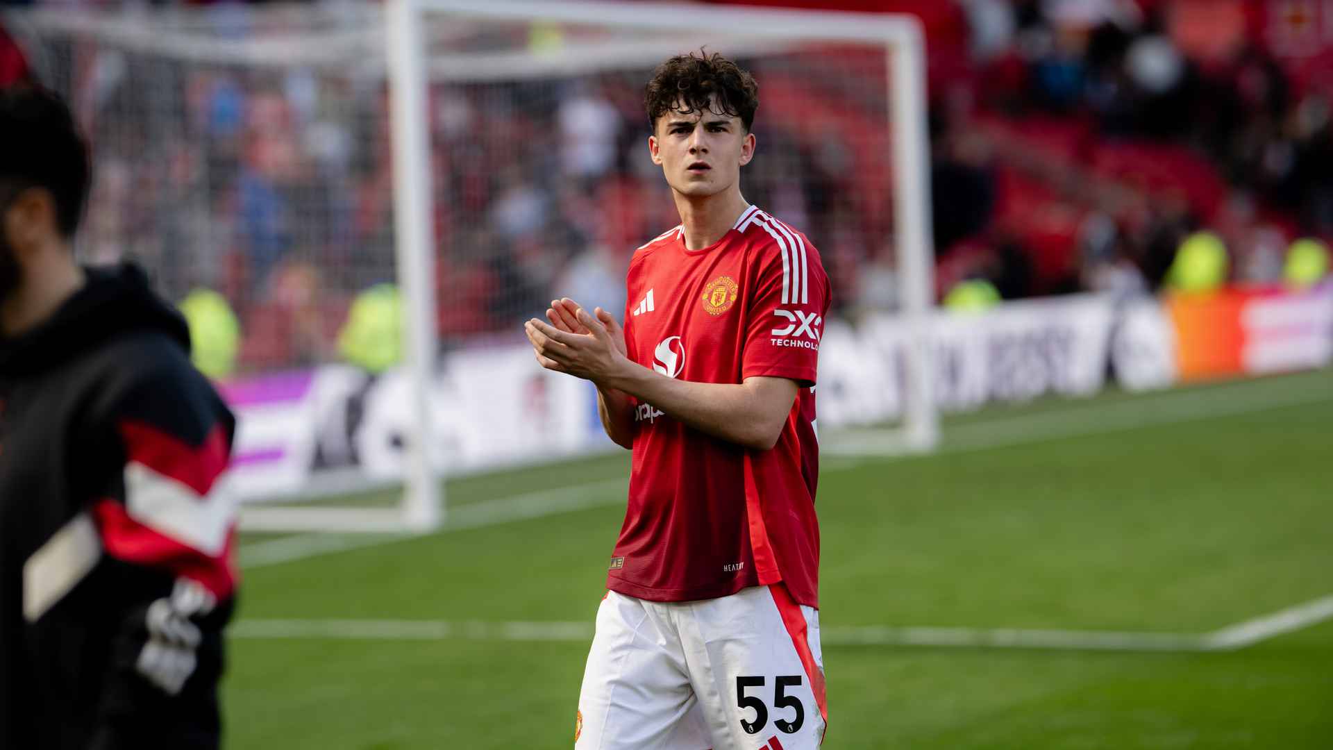 Tyler Fredricson highlights from Man Utd debut v Wolves | Manchester United