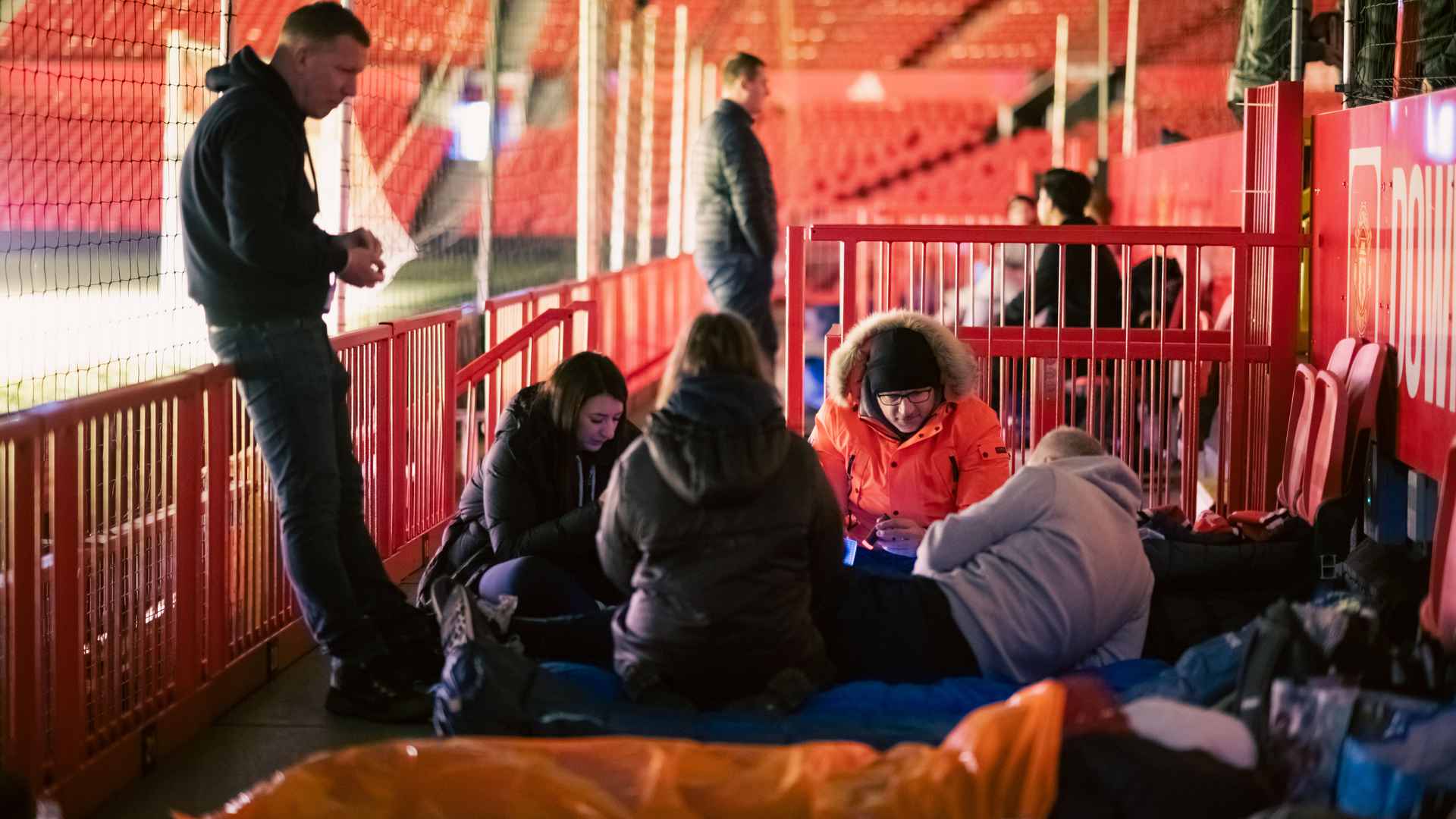 Magical and moving: The story of Man Utd's 2024 Old Trafford Sleep Out ...