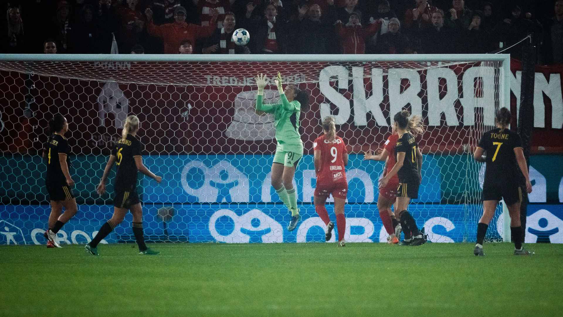 Four minutes of Phallon making saves! | Manchester United