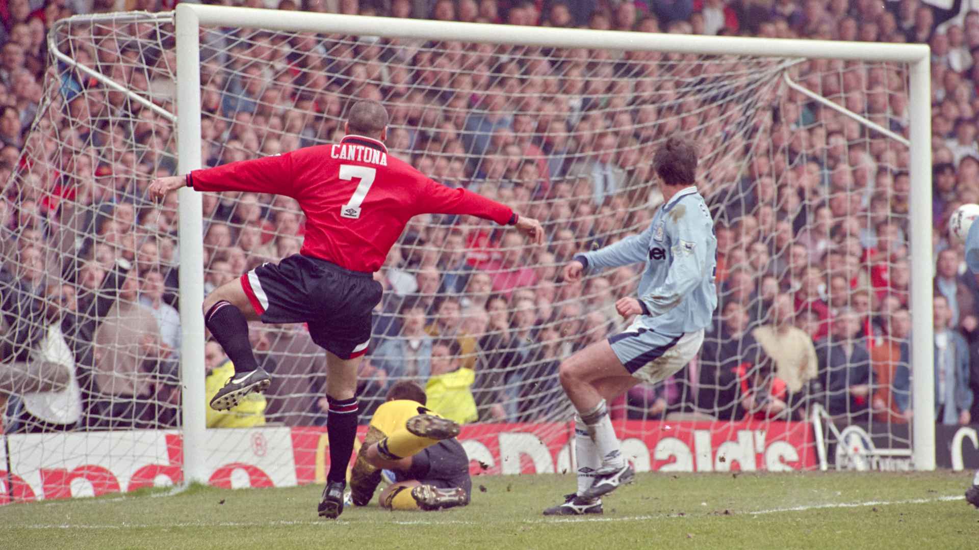 Man City 2 Man Utd 3 Extended Highlights Premier League 1995 96 ...