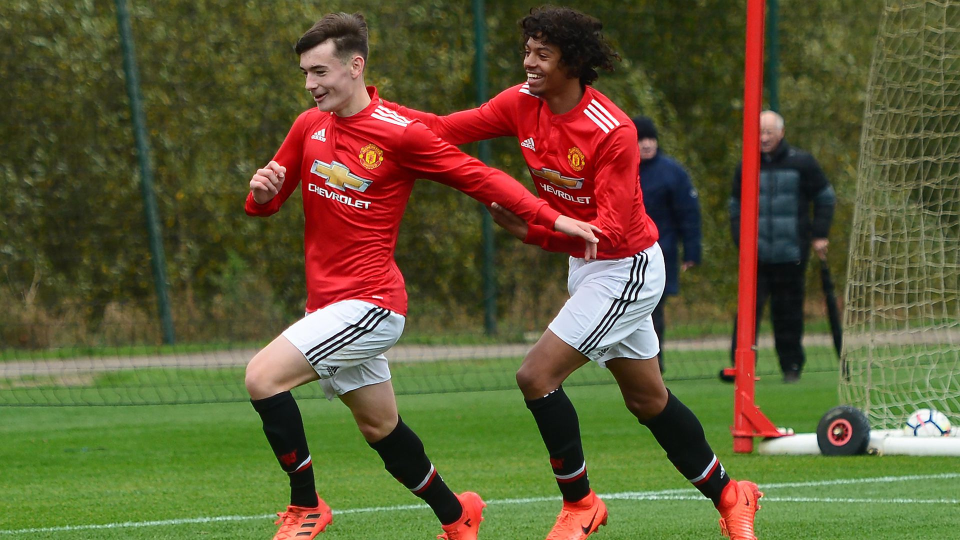 Under 18s highlights United 6 Middlesbrough 2 | Manchester United