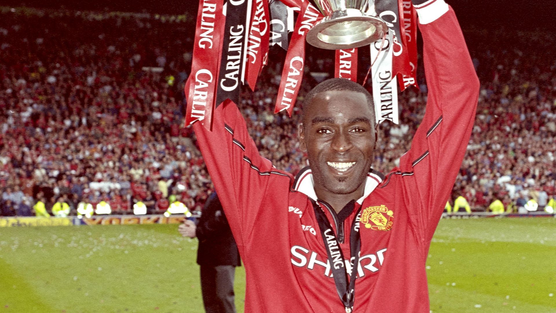Video Andy Cole scores in United 2 Tottenham 1 May 1999 | Manchester United
