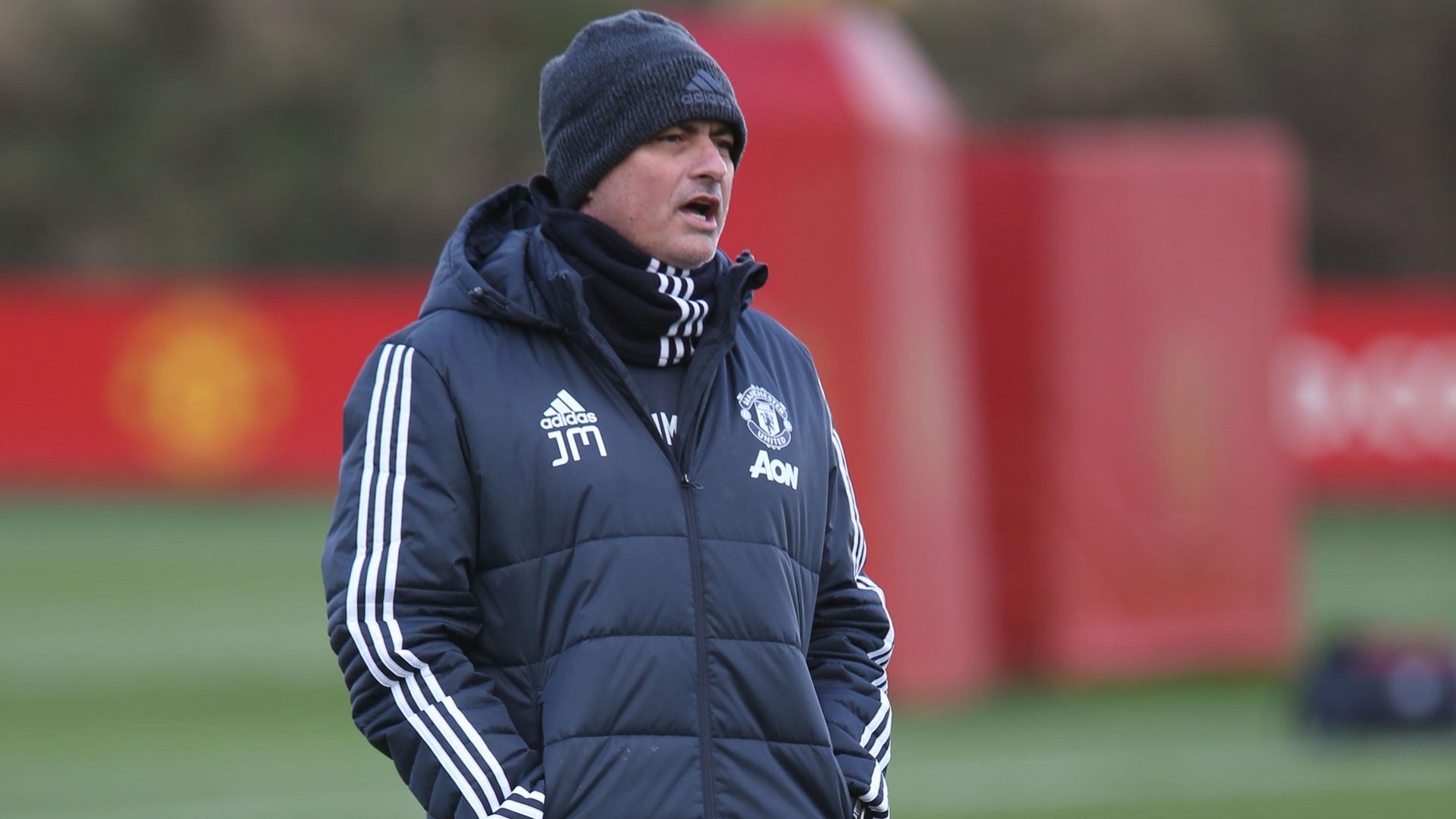 Video Sunday training session featuring Alexis | Manchester United