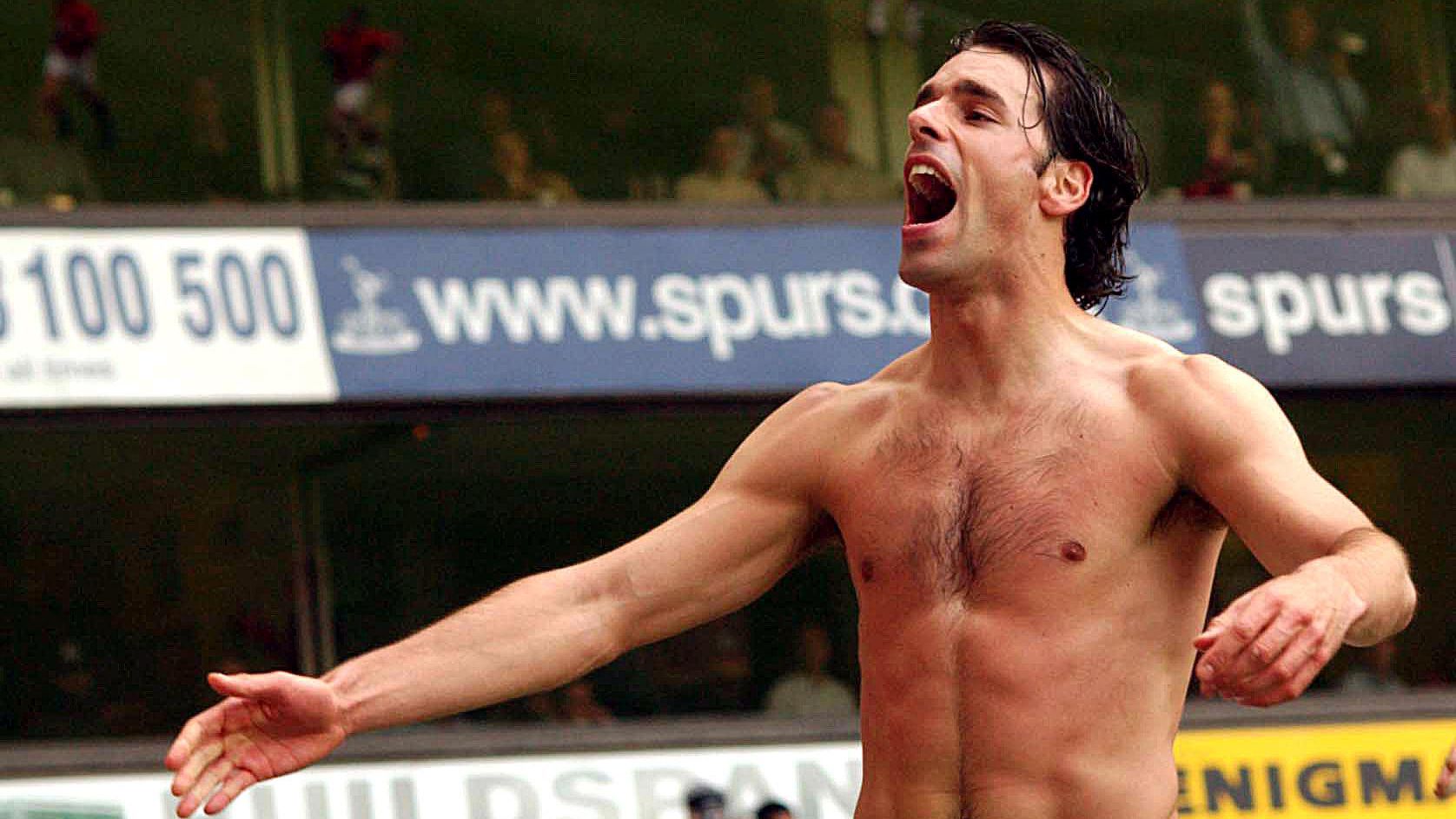 Video Ruud van Nistelrooy goal against Spurs | Manchester United