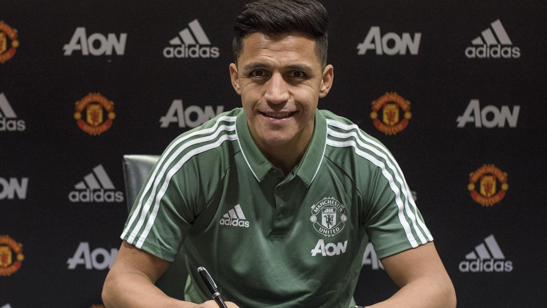 Day one of Alexis Sanchez at United | Manchester United