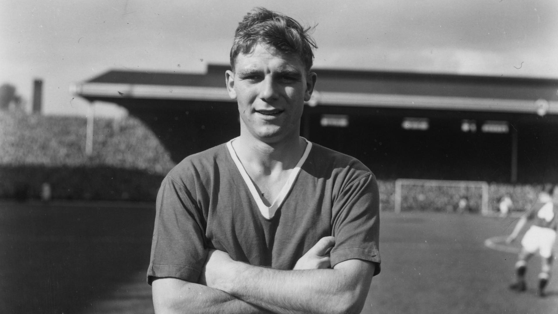 Museum for Man United legend Duncan Edwards opens in Dudley ...